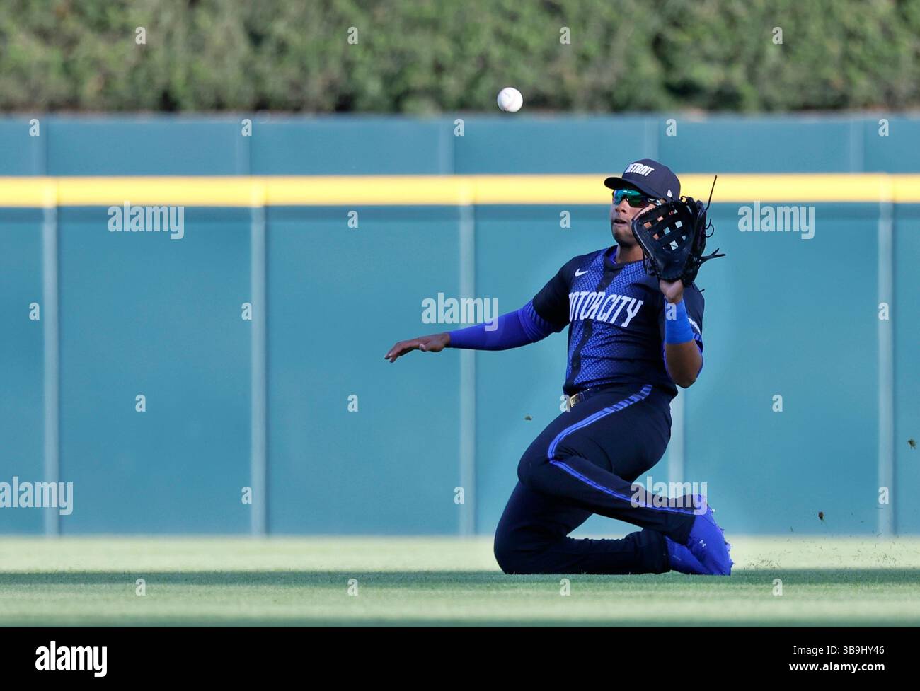 Detroit Tigers right fielder Justyn-Henry Malloy catches a fly ball hit ...