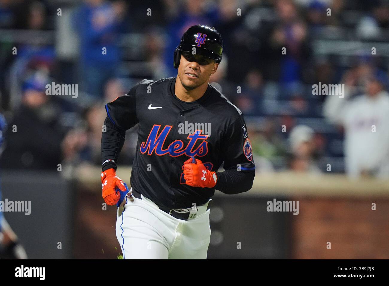 New York Mets' Juan Soto runs the bases after hitting a home run during ...