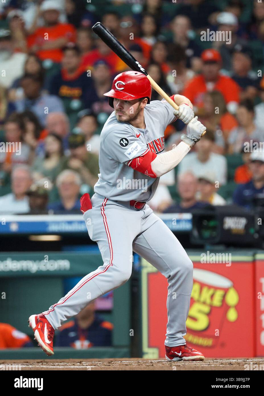HOUSTON, TX - MAY 09: Cincinnati Reds left fielder Gavin Lux (2 ...