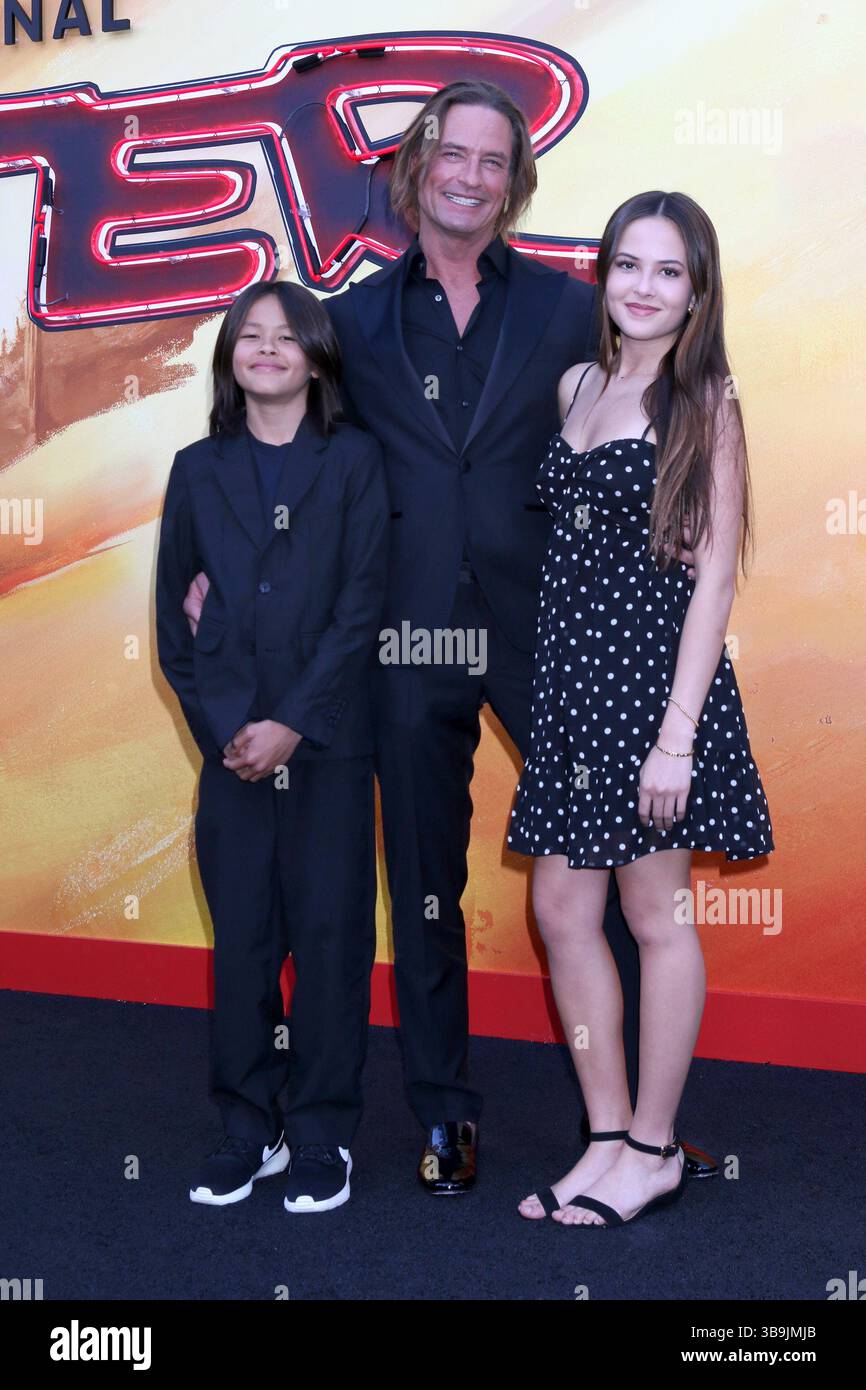 May 9, 2025, Universal City, Ca, USA: LOS ANGELES - MAY 8: Hunter Lee ...