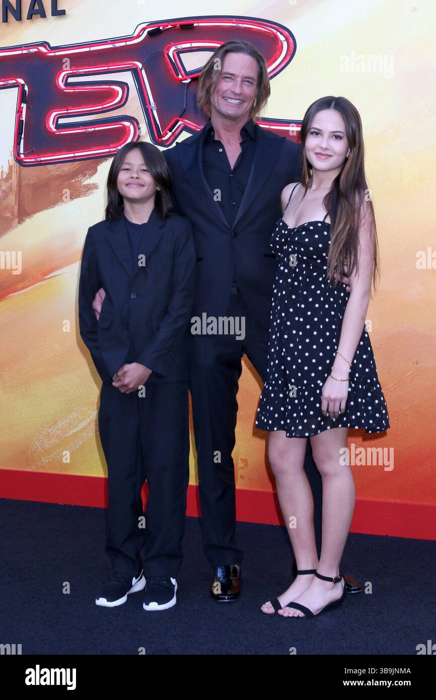 Ca. 08th May, 2025. Hunter Lee Holloway, Josh Holloway, Java Kumala ...