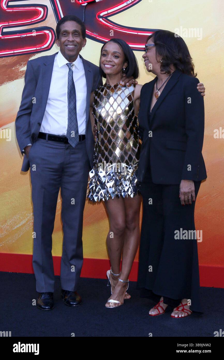 Ca. 08th May, 2025. Robert Hilson, Rachel Hilson, Anita Hilson at ...
