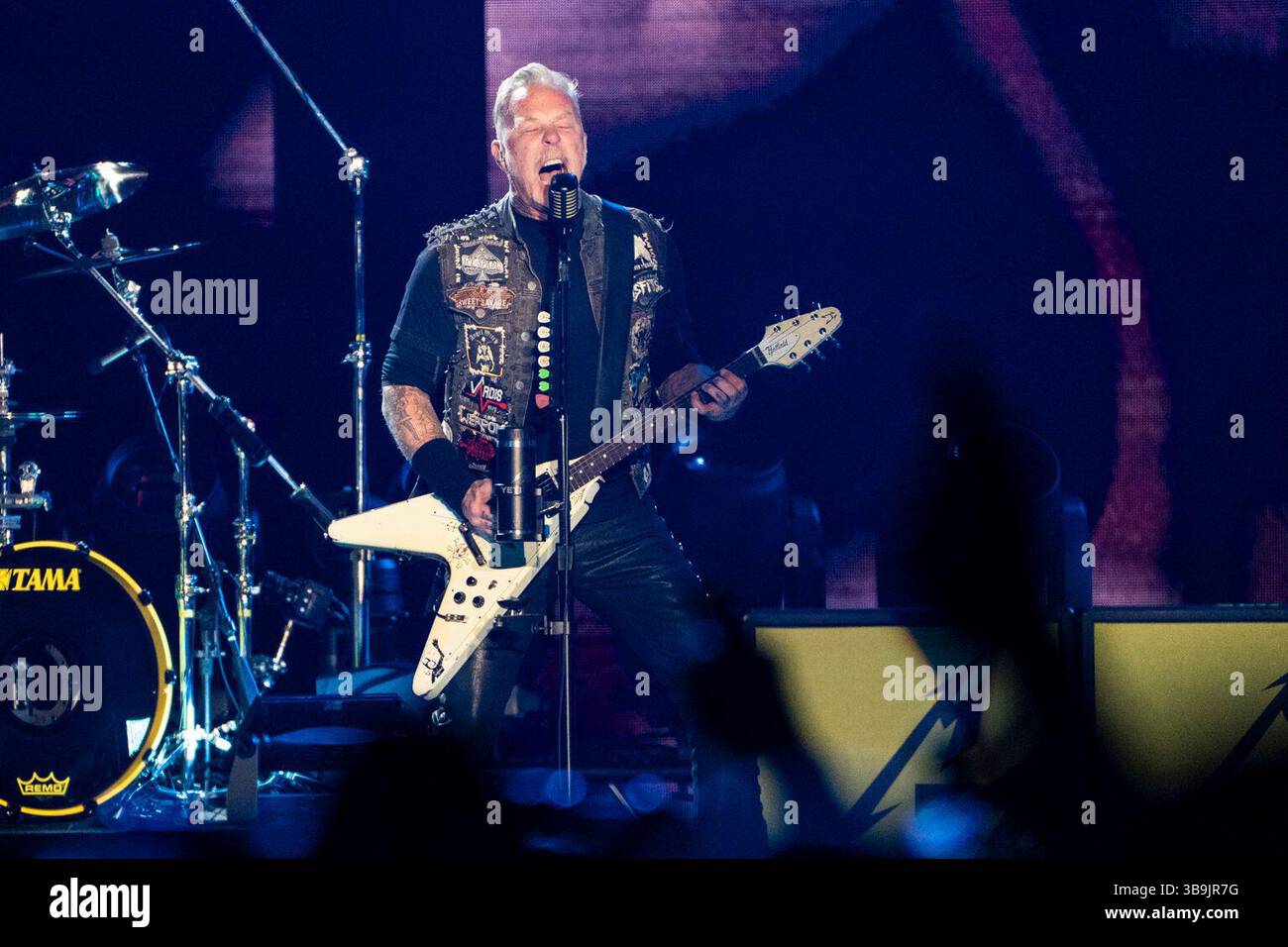 James Hetfield of Metallica performs during Sonic Temple Art and Music ...