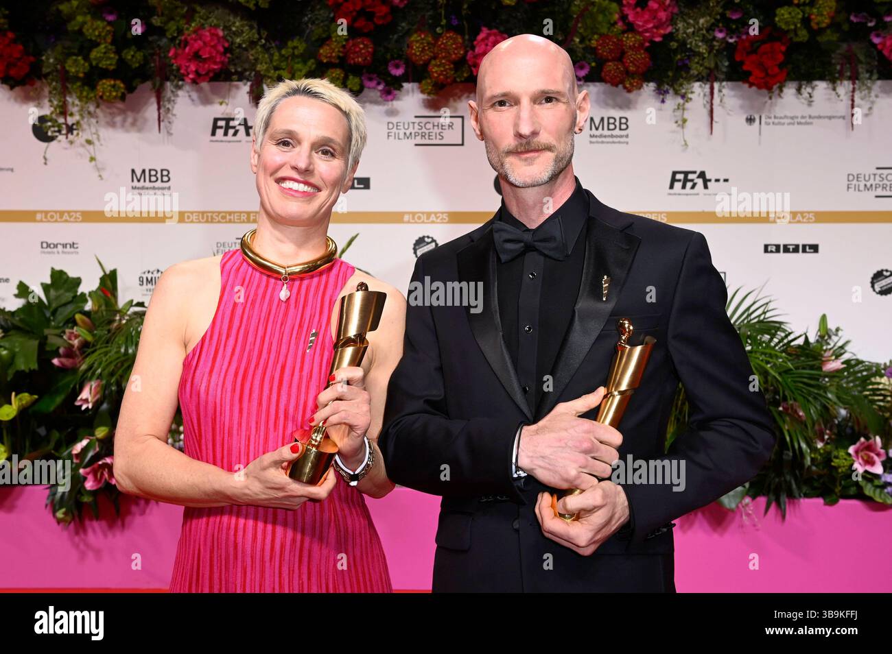 Melanie Raab und Julian R. Wagner bei der 75. Verleihung des Deutschen ...