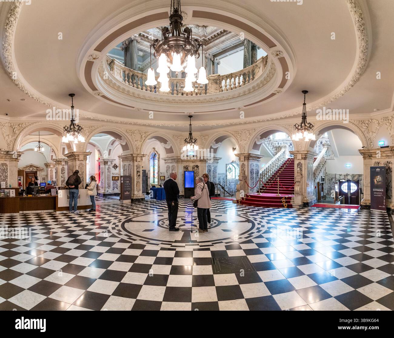Belfast City Hall Stock Photo - Alamy