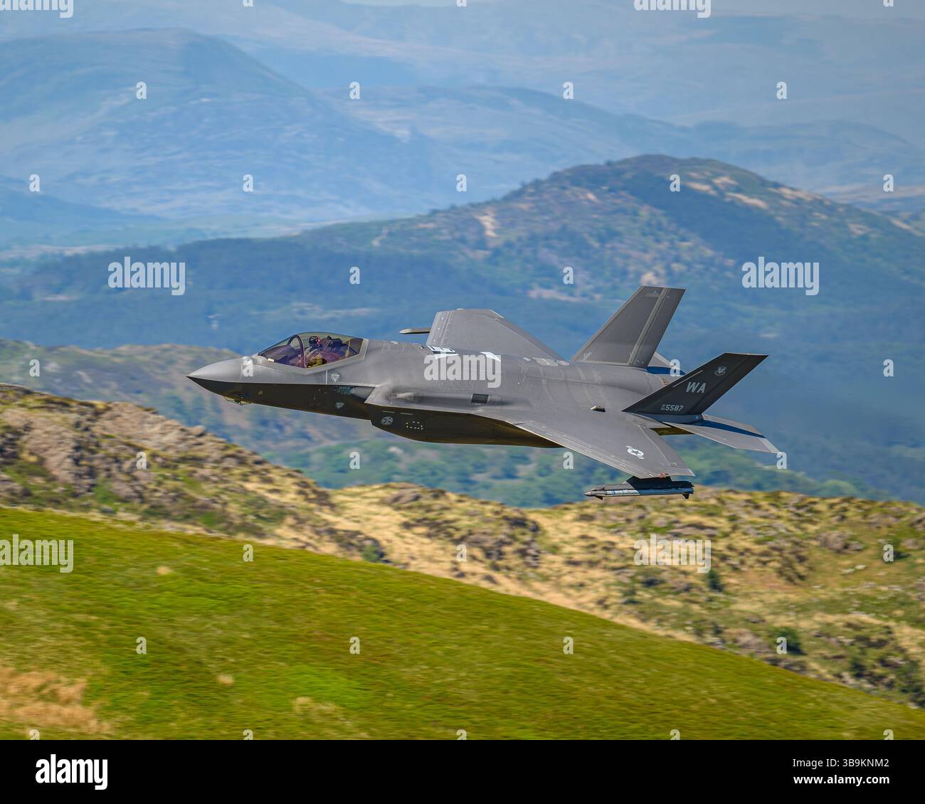USAF F-35 Lightning II 5th Generation Stealth Jet Stock Photo - Alamy