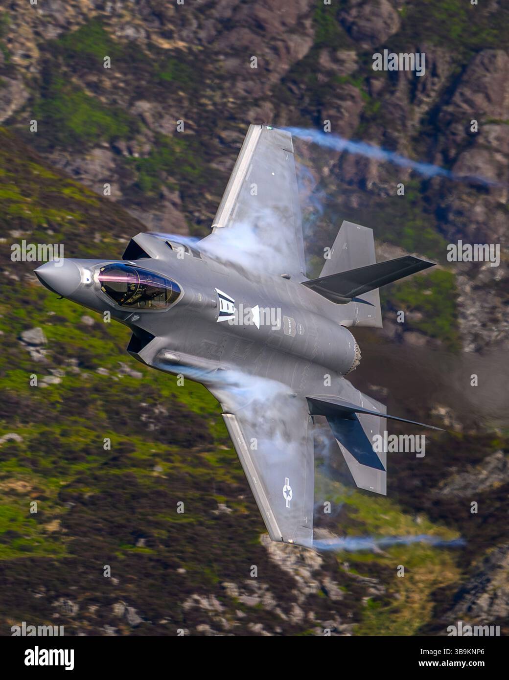 USAF F-35 Lightning II 5th Generation Stealth Jet Stock Photo - Alamy