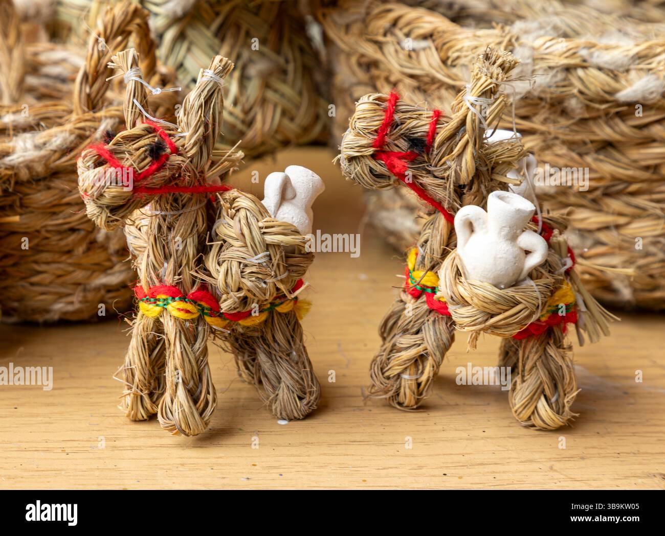Bull made of straw hi-res stock photography and images - Alamy