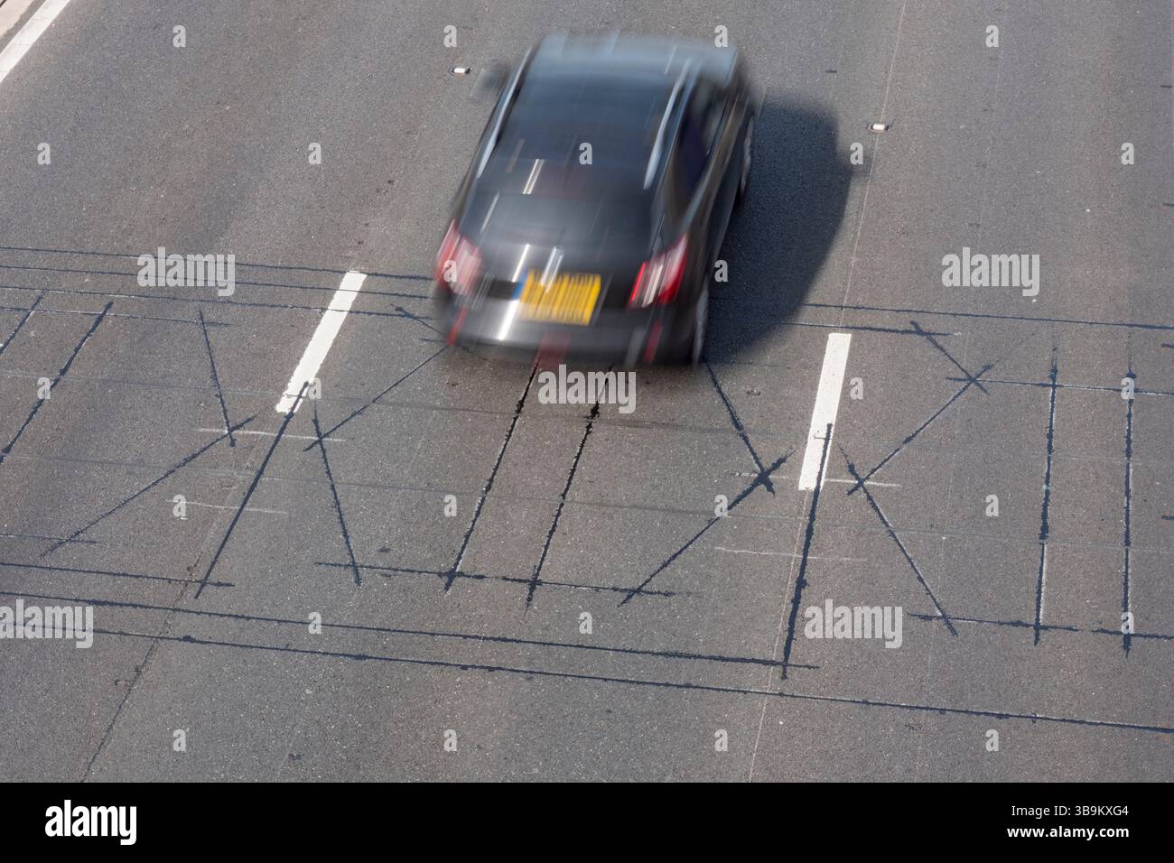 Vehicle detection loops hi-res stock photography and images - Alamy