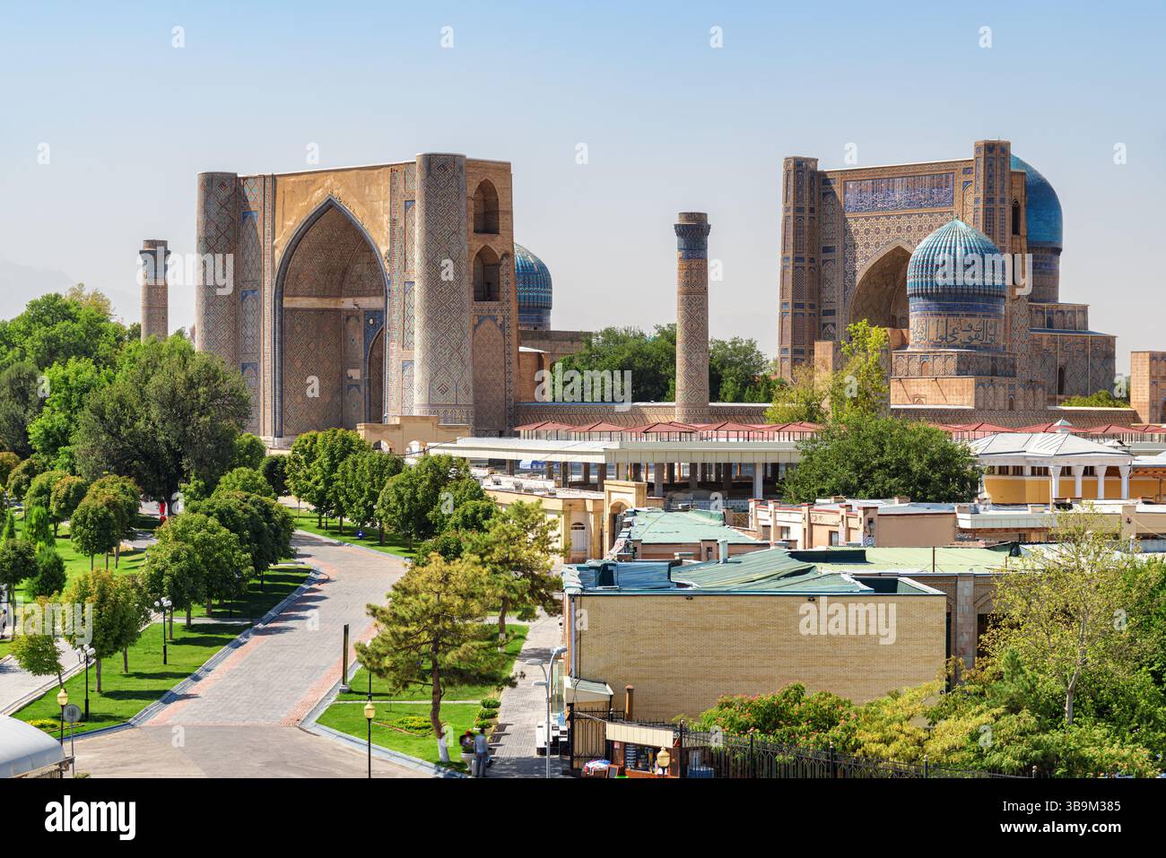 Awesome view of the Bibi-Khanym Mosque in Samarkand, Uzbekistan Stock ...