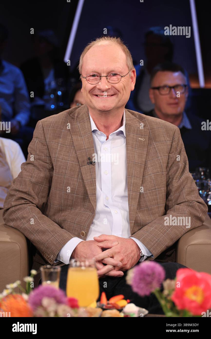 Sven Plöger, Diplom-Meteorologe und Autor, zu Gast in der NDR Talk Show ...