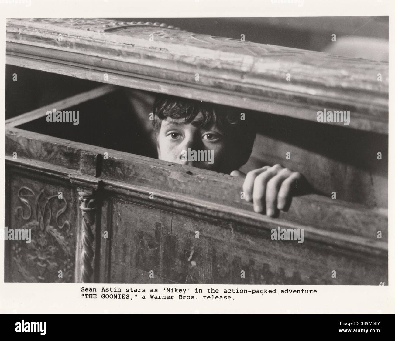 The Goonies 1985 Richard Donner Stock Photo - Alamy