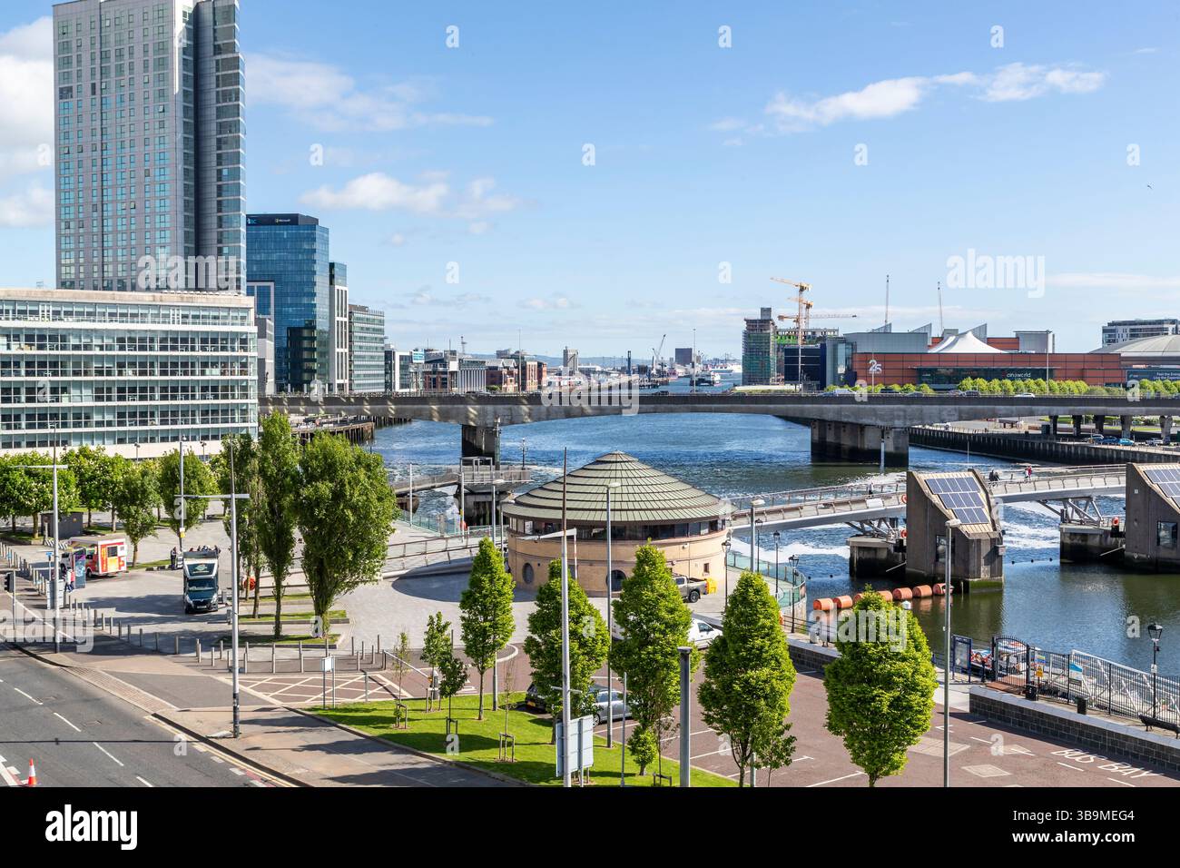 Lagan Weir and the River Lagan, Belfast, Northern Ireland Stock Photo ...