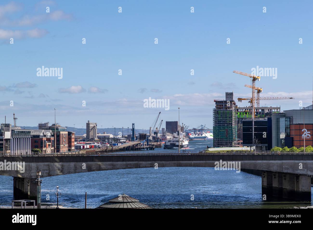 The M3 motorway bridge over the River Lagan, Belfast Dcoks behind ...