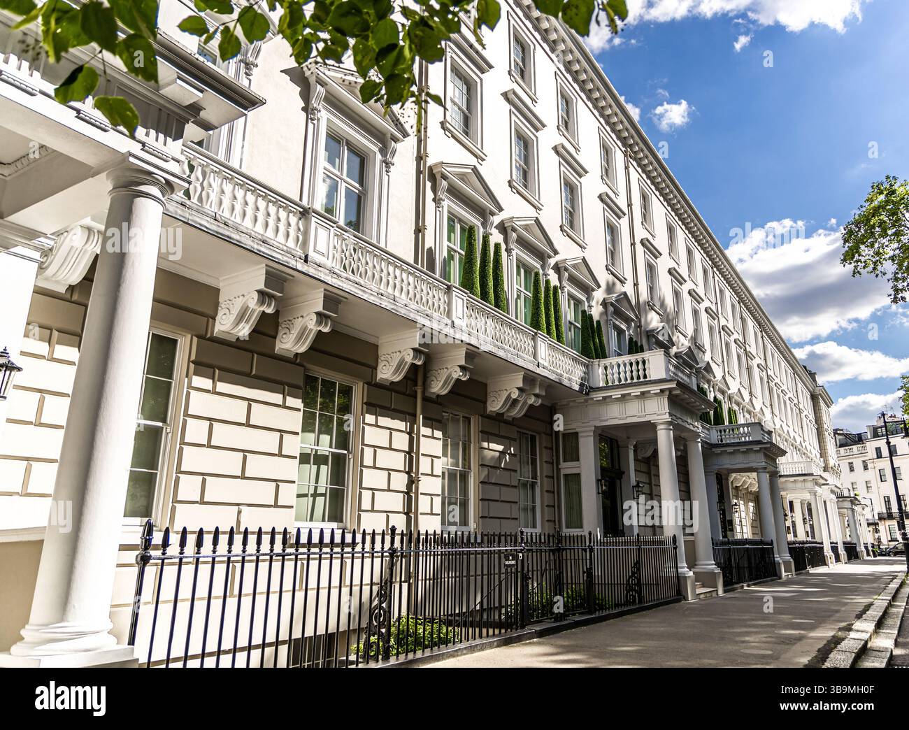 Georgian and early Victorian terraced houses in Belgravia and ...