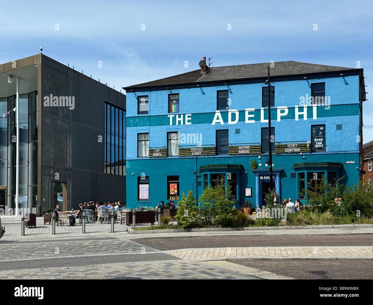 The Adelphi pub in Preston town centre next to the UCLAN ( University ...
