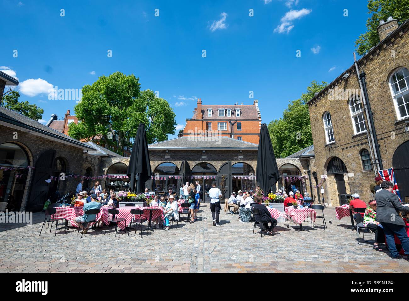 London, UK, 10th May 2025, Honouring and remembering those who fell ...