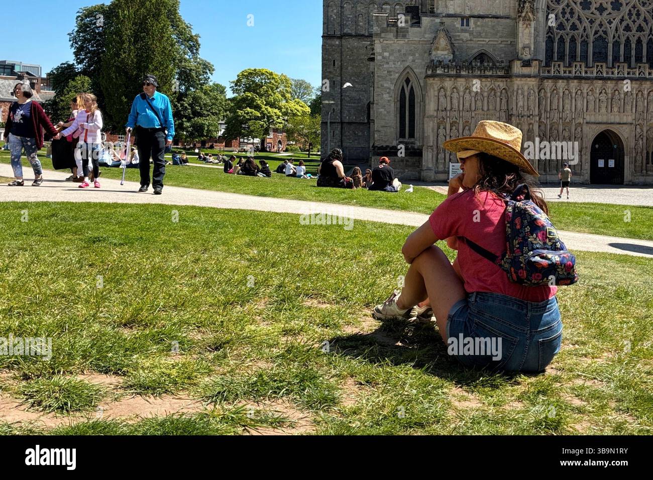 Exeter, Devon, UK. 10th May, 2025. UK Weather: Sunny on Cathedral Green ...