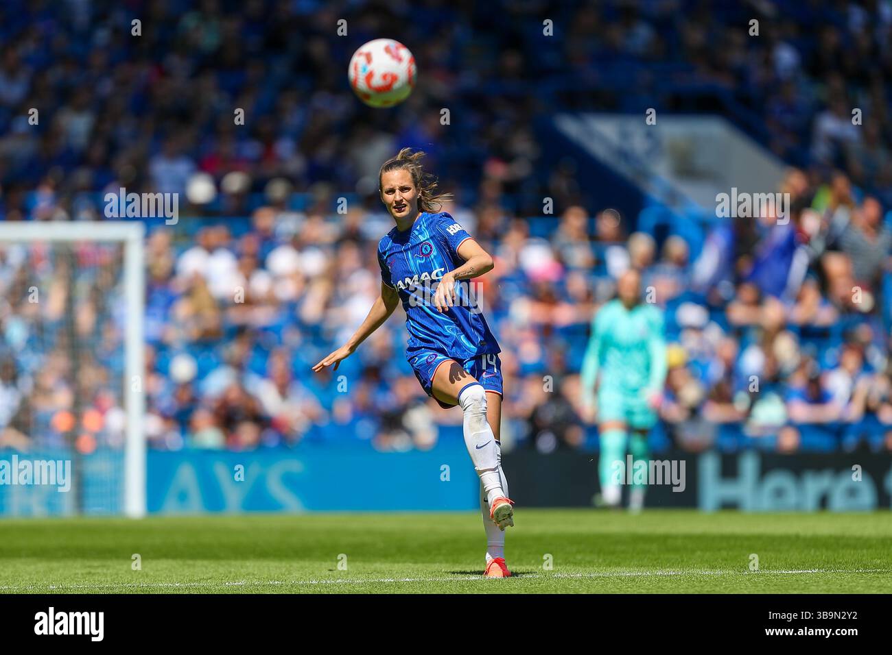 Stamford Bridge, London, UK. 10th May, 2025. Womens Super League ...