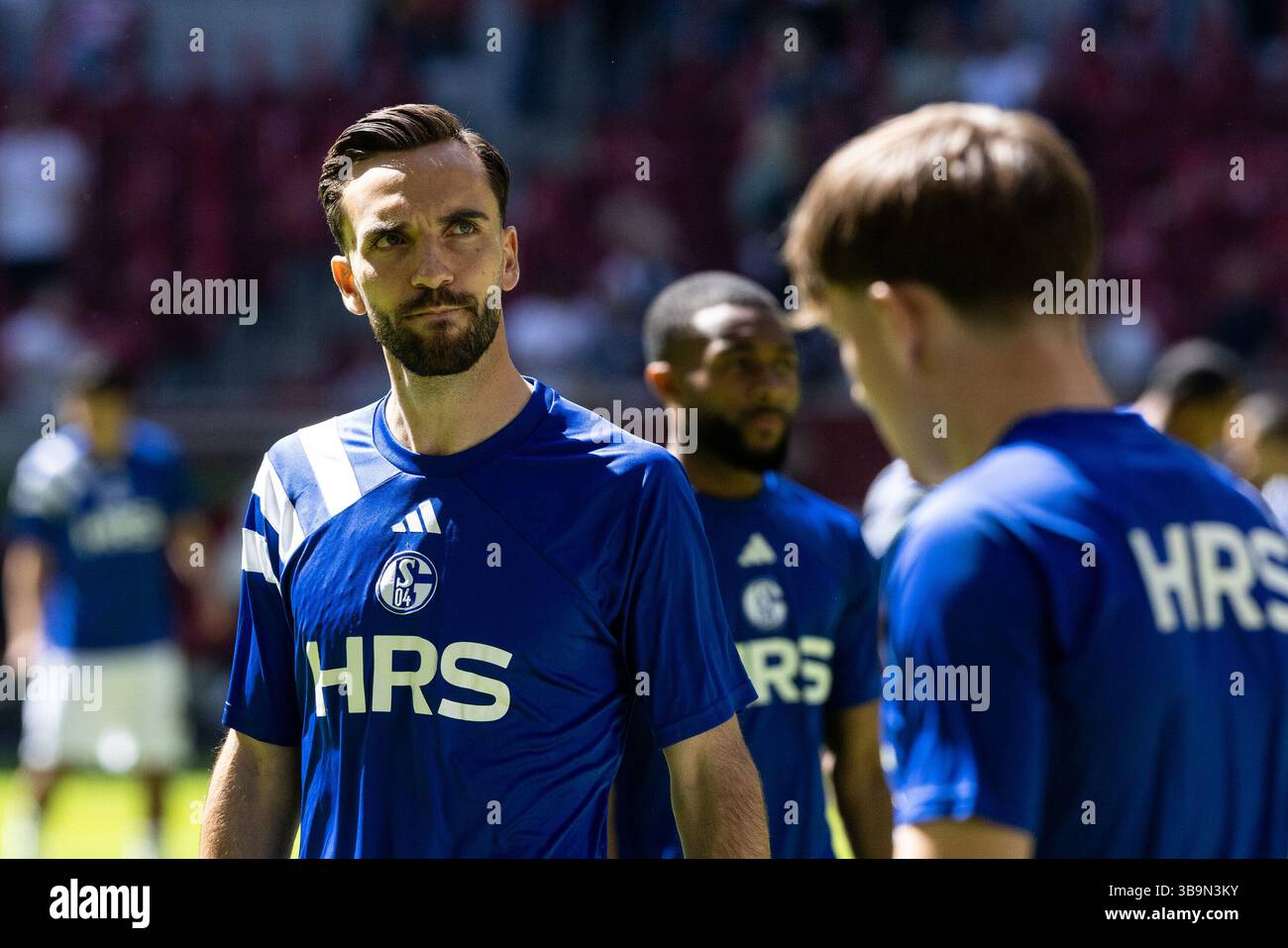 Kenan Karaman (FC Schalke 04, 19) 2. Bundesliga: Fortuna D?sseldorf - FC Schalke 04; Merkur ...