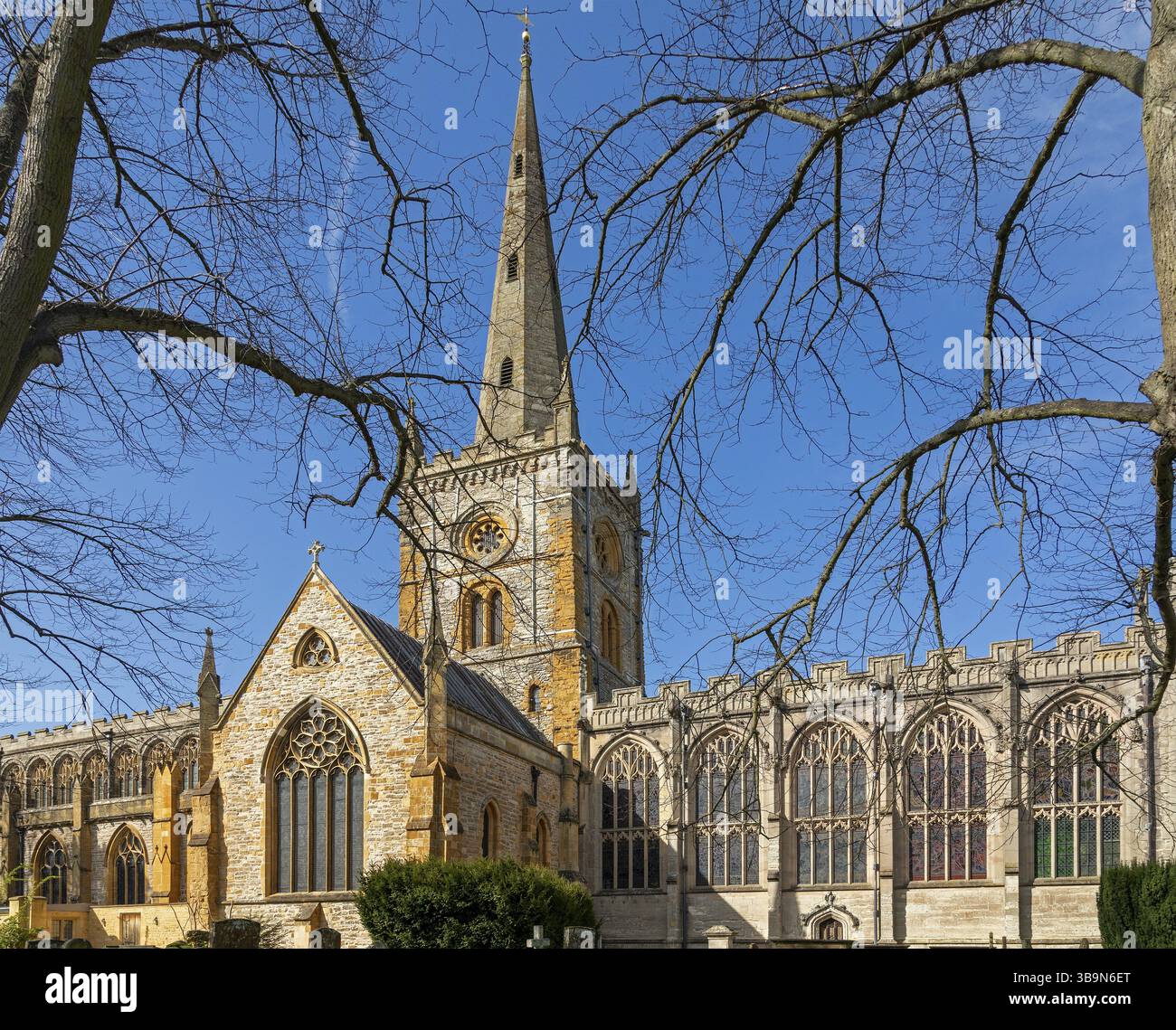 Holy Trinity Church, where William Shakespeare was baptised and buried ...