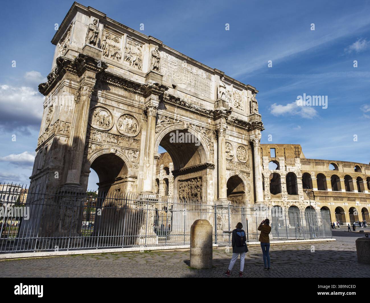 Arch of Constantine and The Coliseum, Amphitheatre Flavius, built in ...