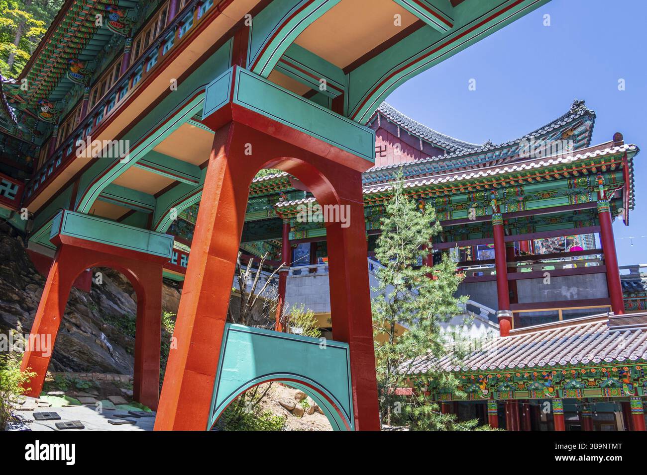 Guinsa Temple, located below Yeonhwabong Peak of Sobaeksan Mountain, is ...