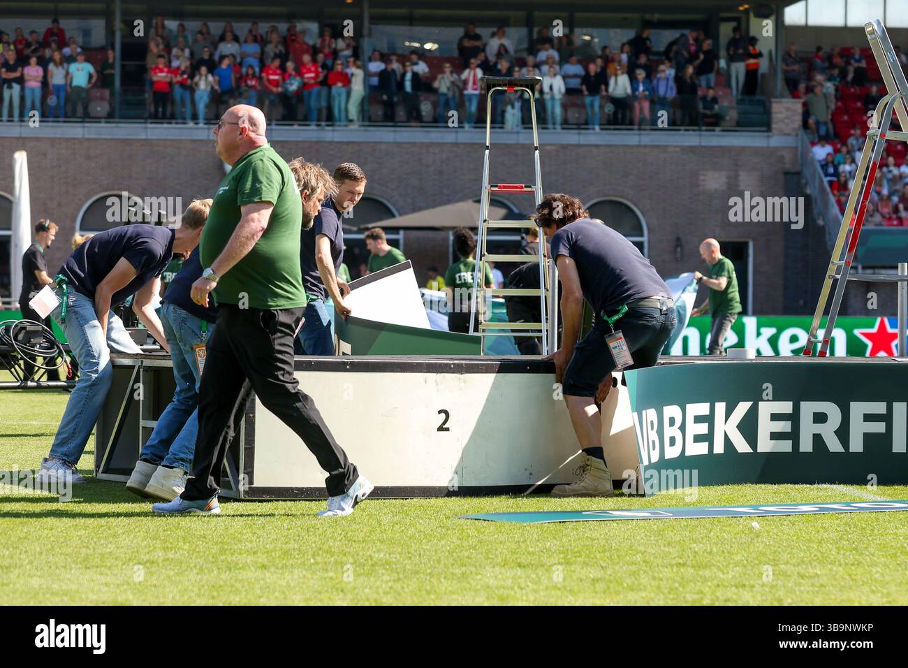 ROTTERDAM, NETHERLANDS - MAY 10: The crew building up the podium and ...