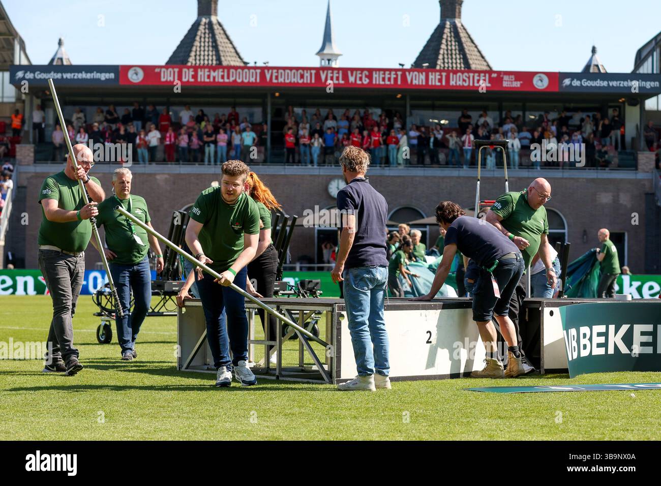ROTTERDAM, NETHERLANDS - MAY 10: The crew building up the podium and ...