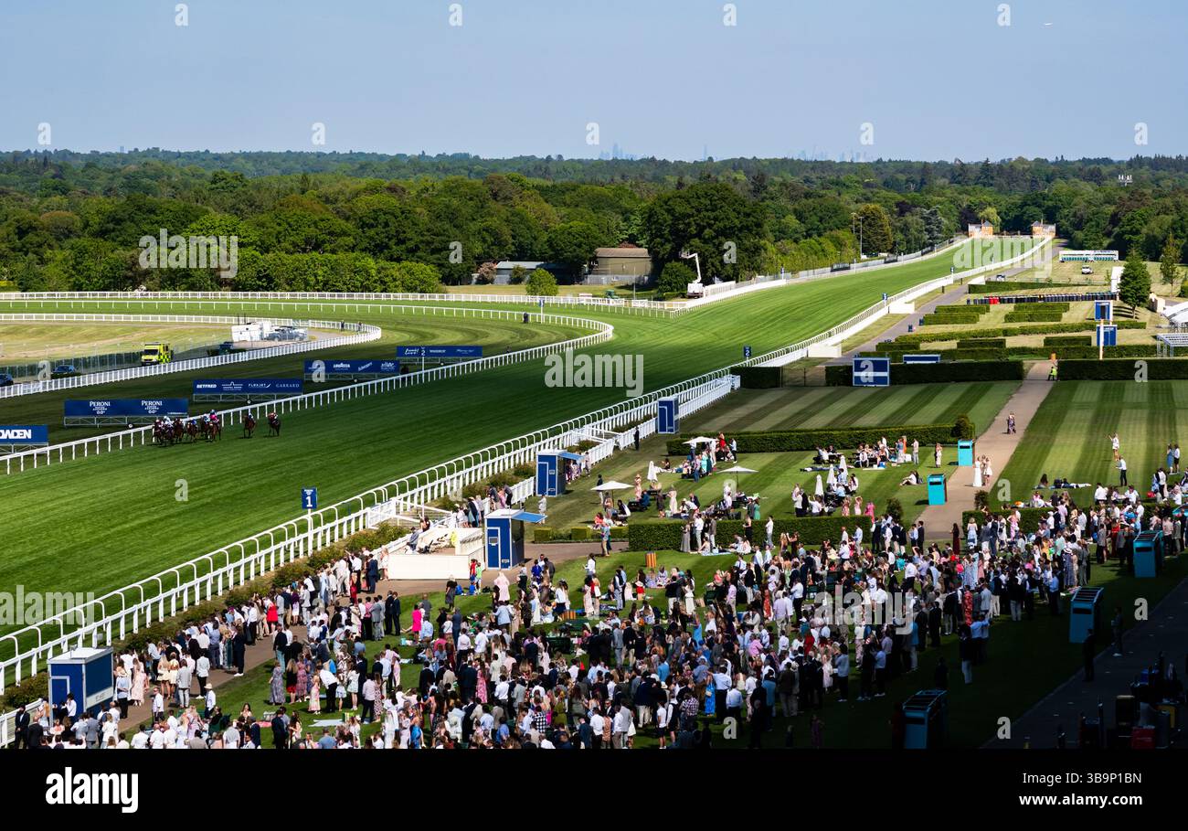 2025 night races hi-res stock photography and images - Alamy