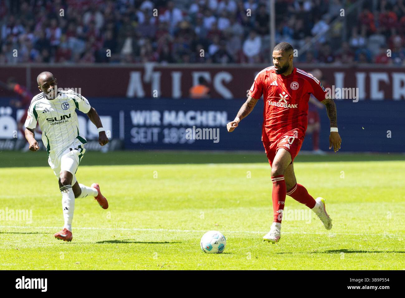 Jamil Siebert (Fortuna D?sseldorf, 20) 2. Bundesliga: Fortuna D?sseldorf - FC Schalke 04; Merkur ...