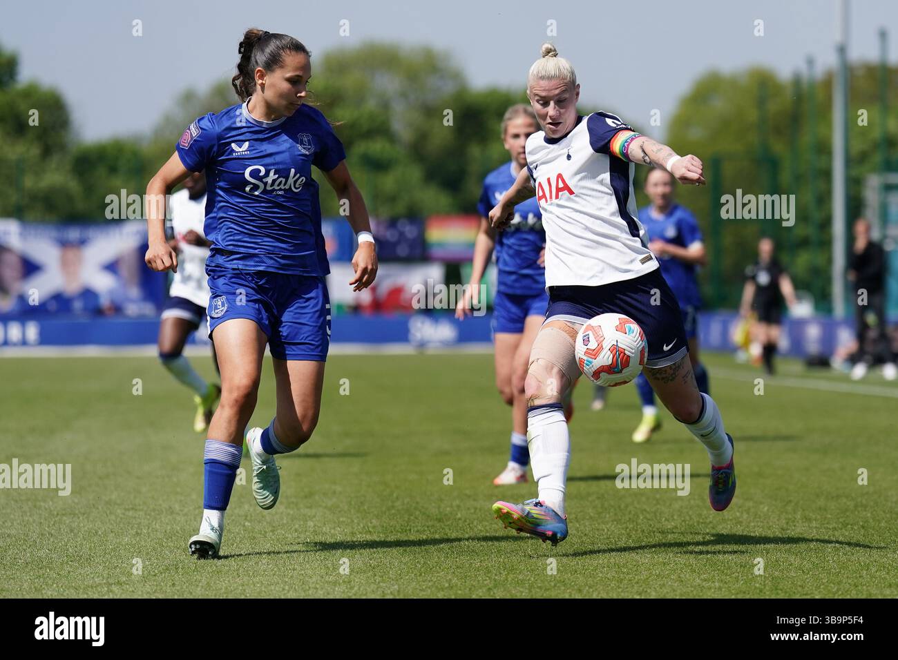 Beth england spurs liverpool hi-res stock photography and images - Alamy