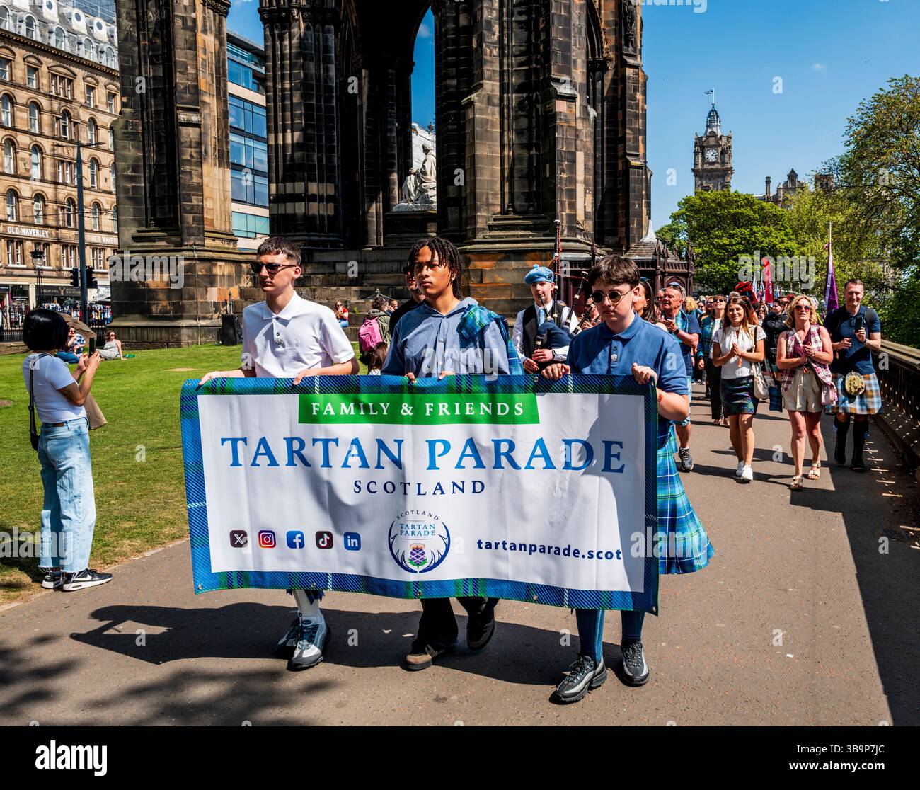 Saturday 10th May 2025:: The inaugural Edinburgh Tartan Parade in the ...
