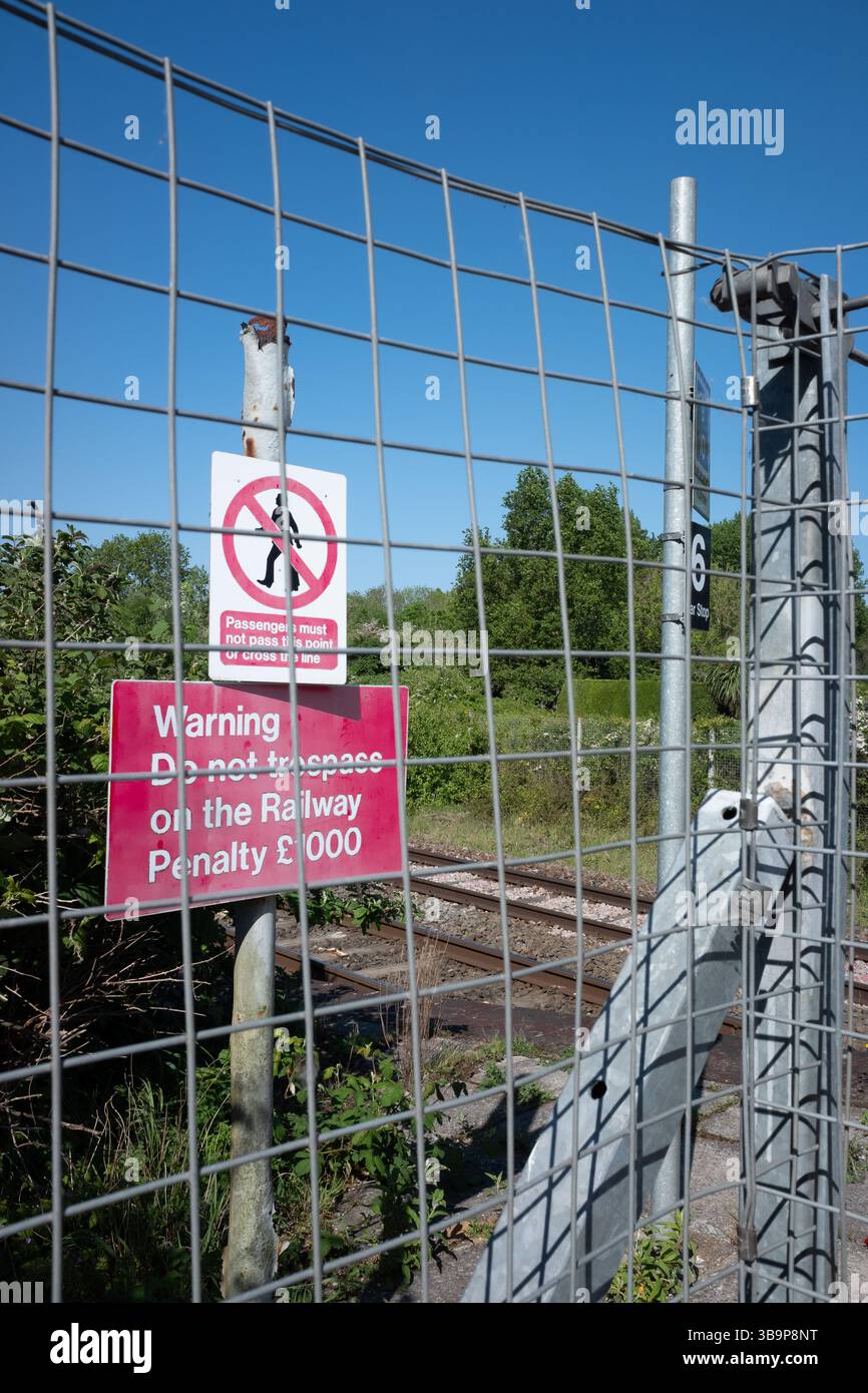 May 2025 - Do not trespass signs beside the track of Network rail ...