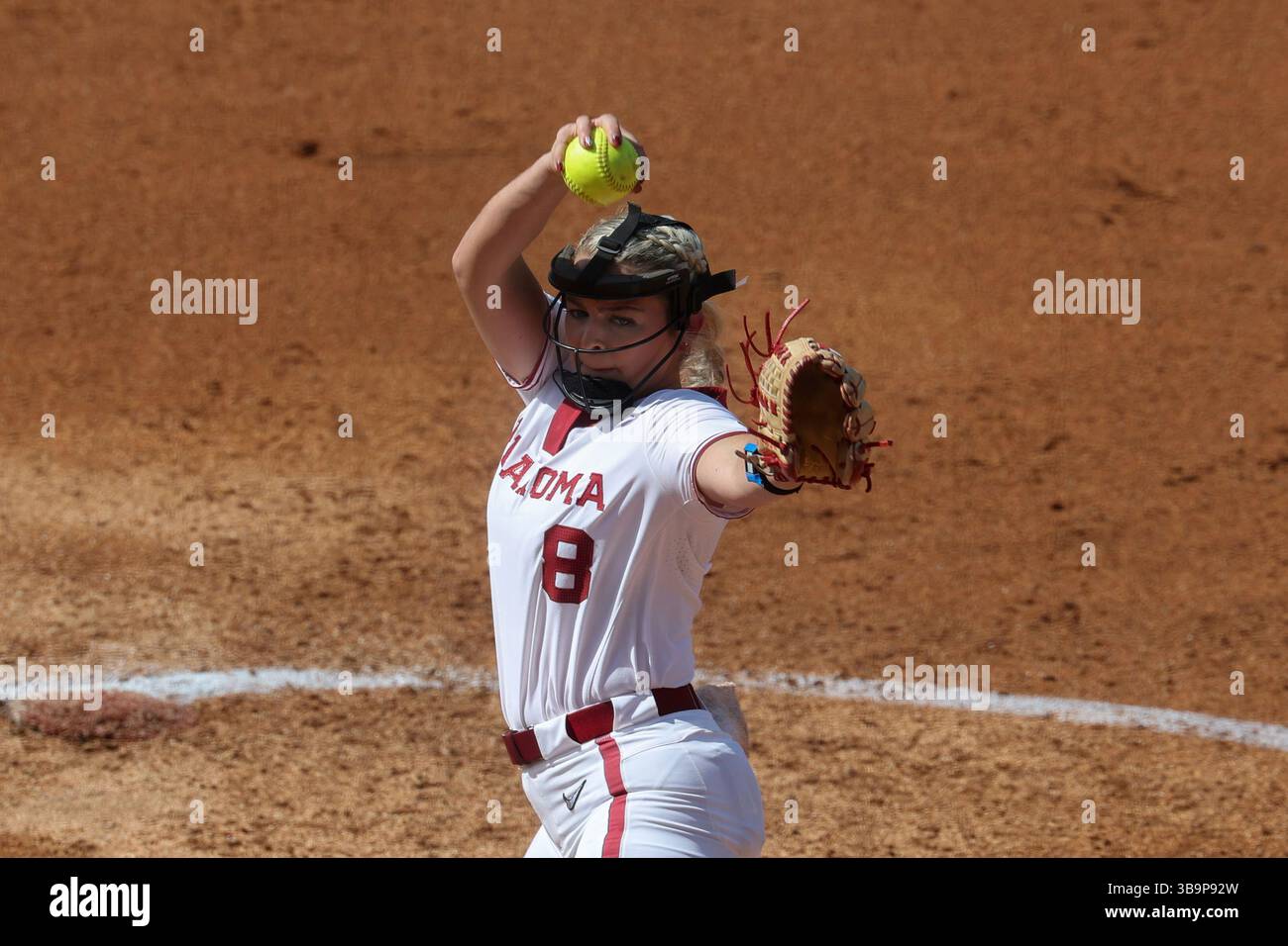 ATHENS, GA - MAY 09: Oklahoma starting pitcher/relief pitcher Isabella ...