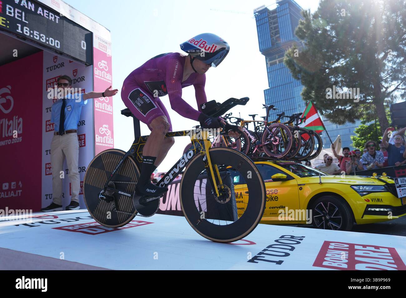 Tirana, Albania. 10th May, 2025. Van Aert Wout of Team Visma | Lease A ...