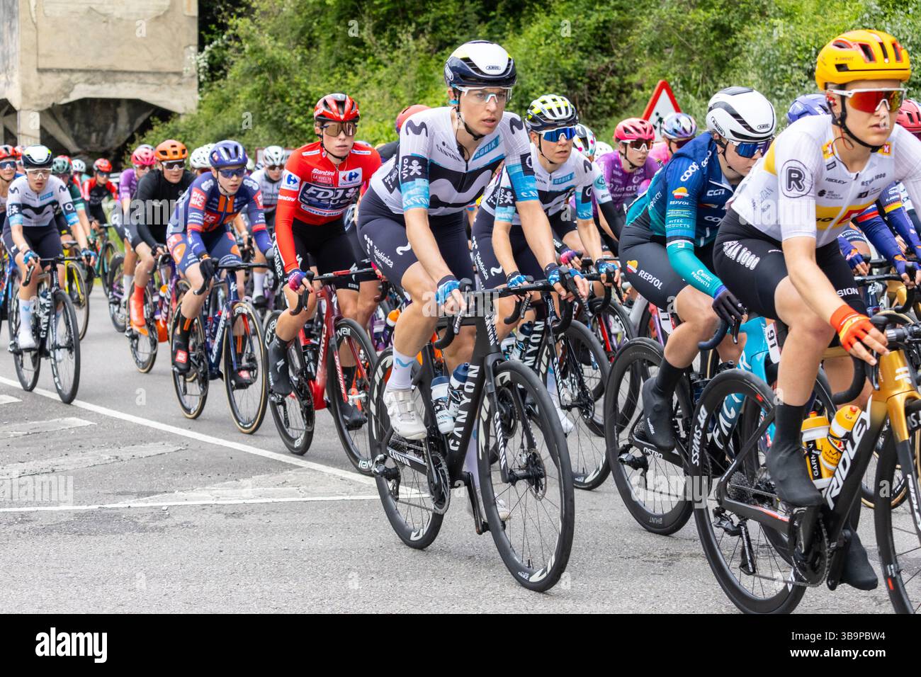 Moreda, Spain. 10th May 2025. Marlen Reusser (Movistar Team). Credit ...