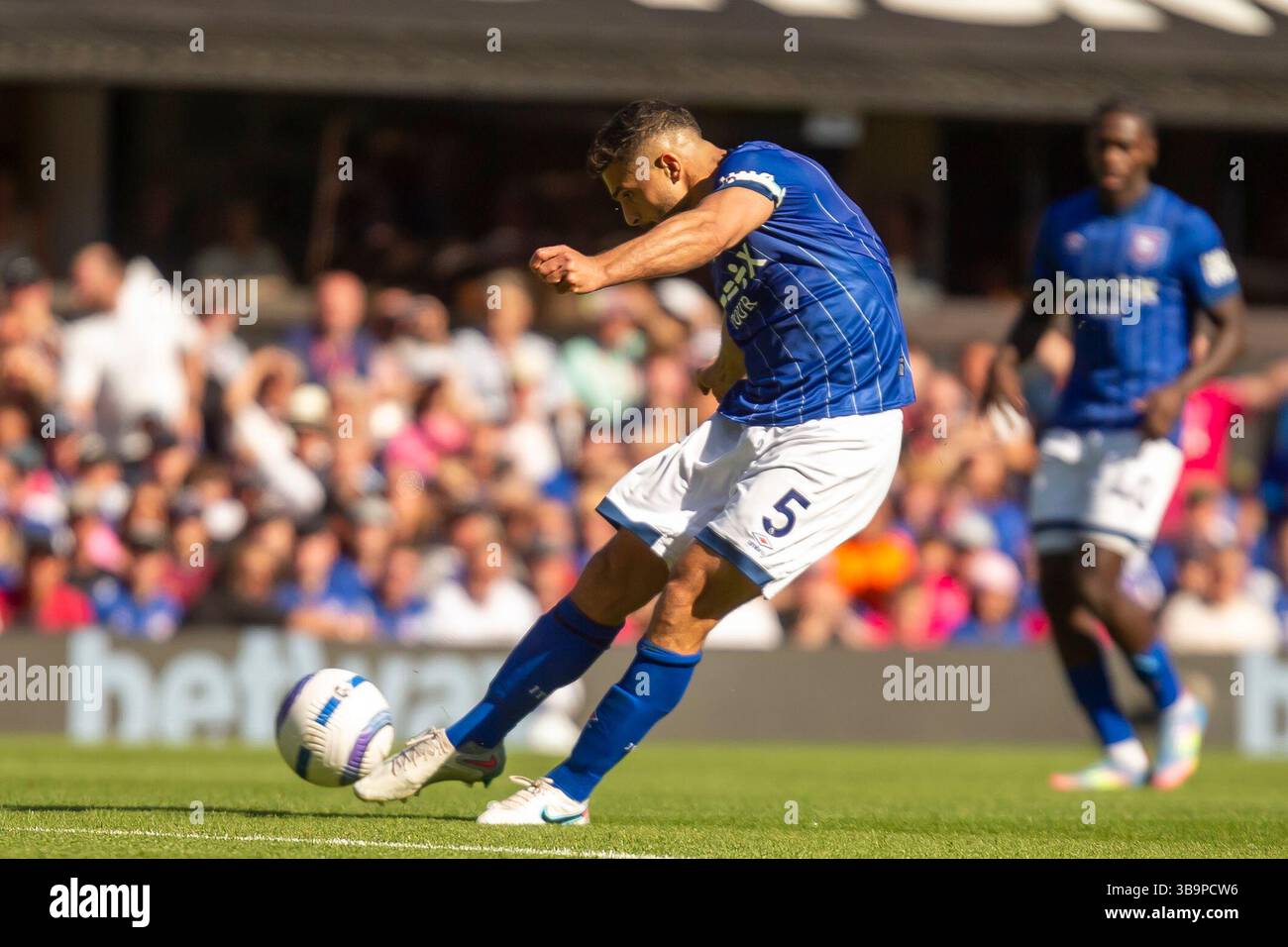 Sam Morsy of Ipswich Town takes a shot on goal during the Premier ...