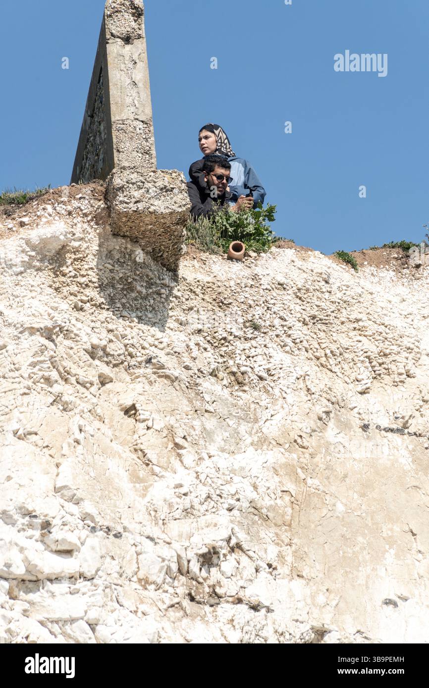 Birling Gap, East Sussex, UK. 10th May, 2025. Droves of tourists flock ...