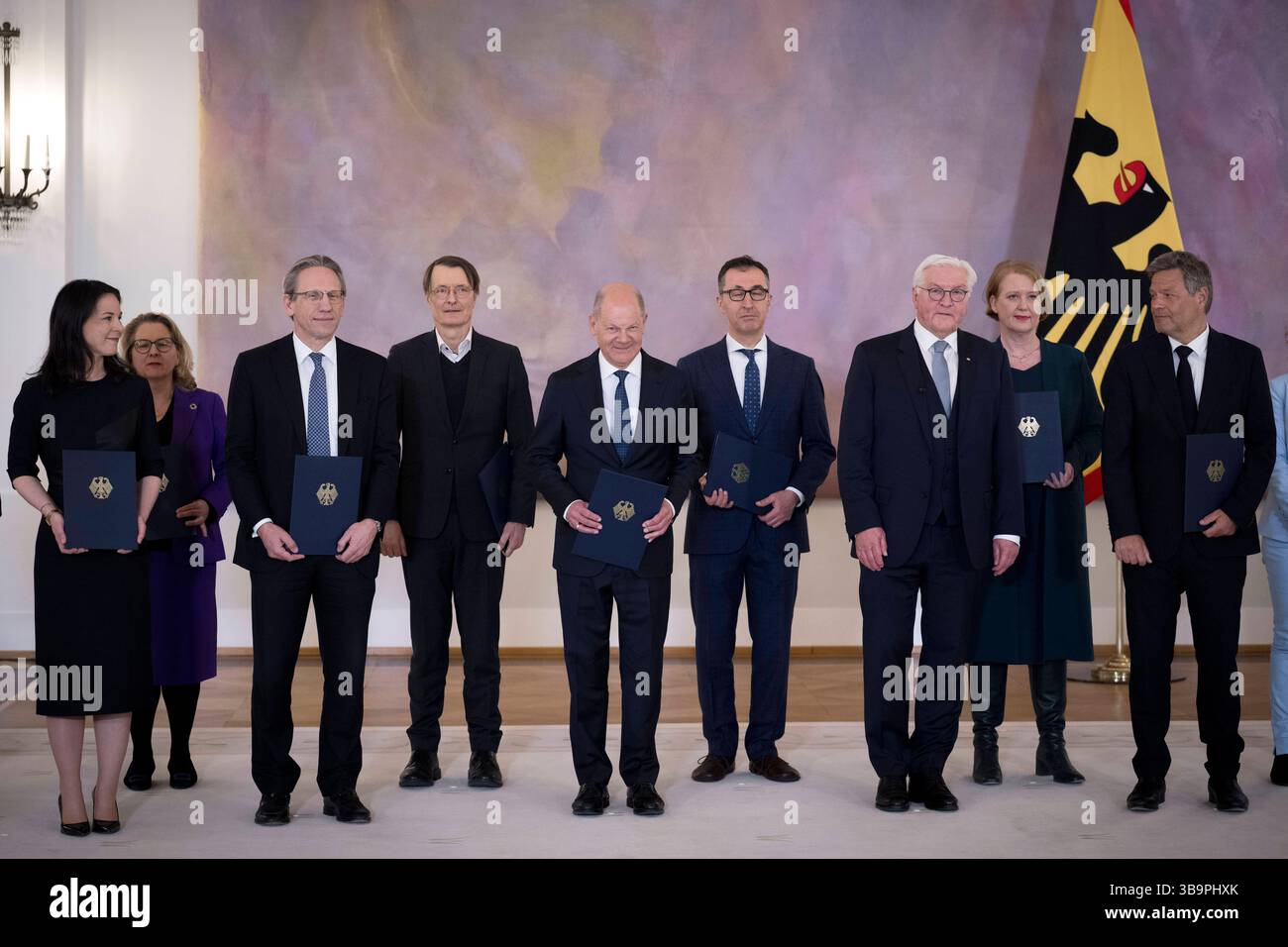 Scholz, Steinmeier - Entlassung der Regierung DEU, Deutschland, Germany, Berlin, 25.03.2025 ...