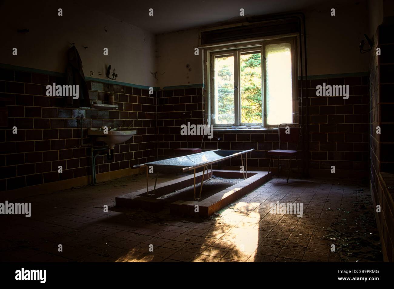 Old abandoned dirty urbex creppy lost place decay Stock Photo - Alamy