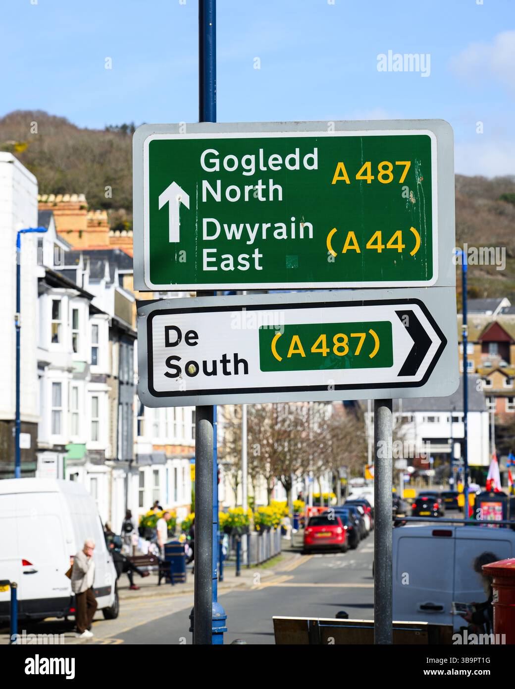 Road sign in english and welsh to north east south directions Stock ...