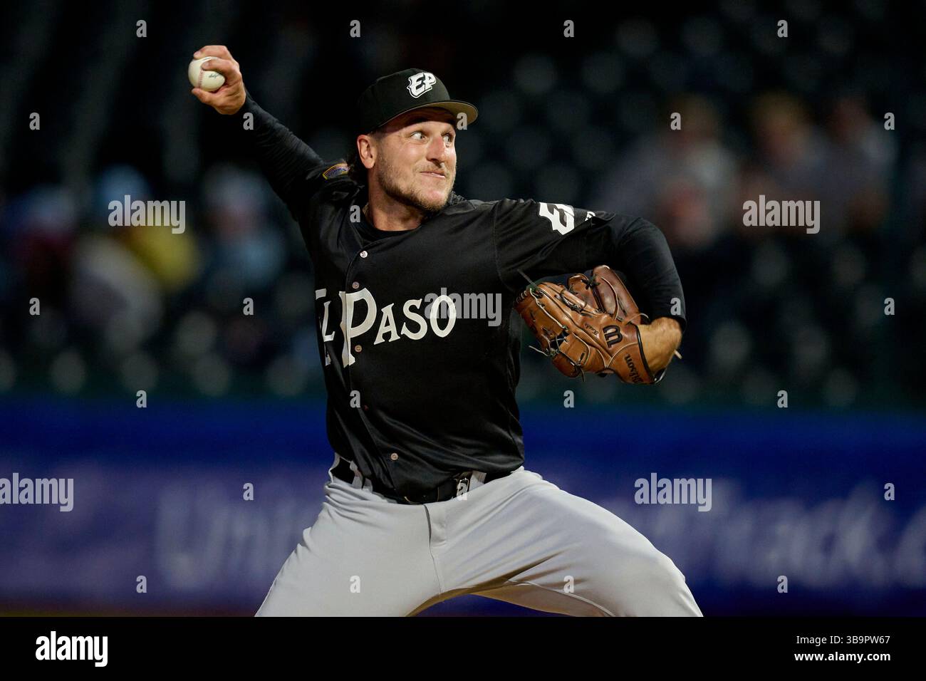 El Paso Chihuahuas pitcher Reiss Knehr (17) during an MiLB Pacific ...