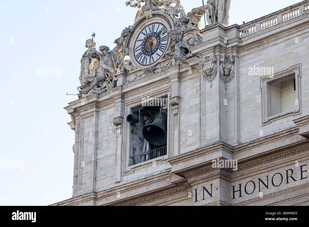 News - Il Conclave during Missa Pro Eligendo Pontefice, St. Peter s ...