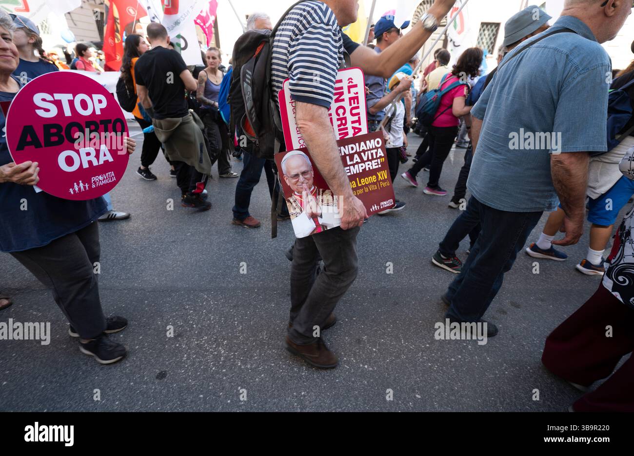 Rom, Italy. 10th May, 2025. A participant in a pro-life demonstration ...