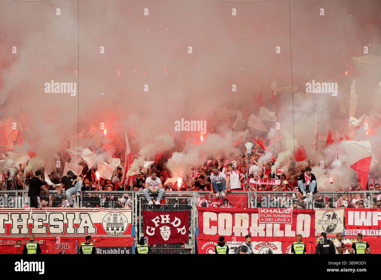 Kiel, Germany. 10th May, 2025. Soccer: Bundesliga, Holstein Kiel - SC ...