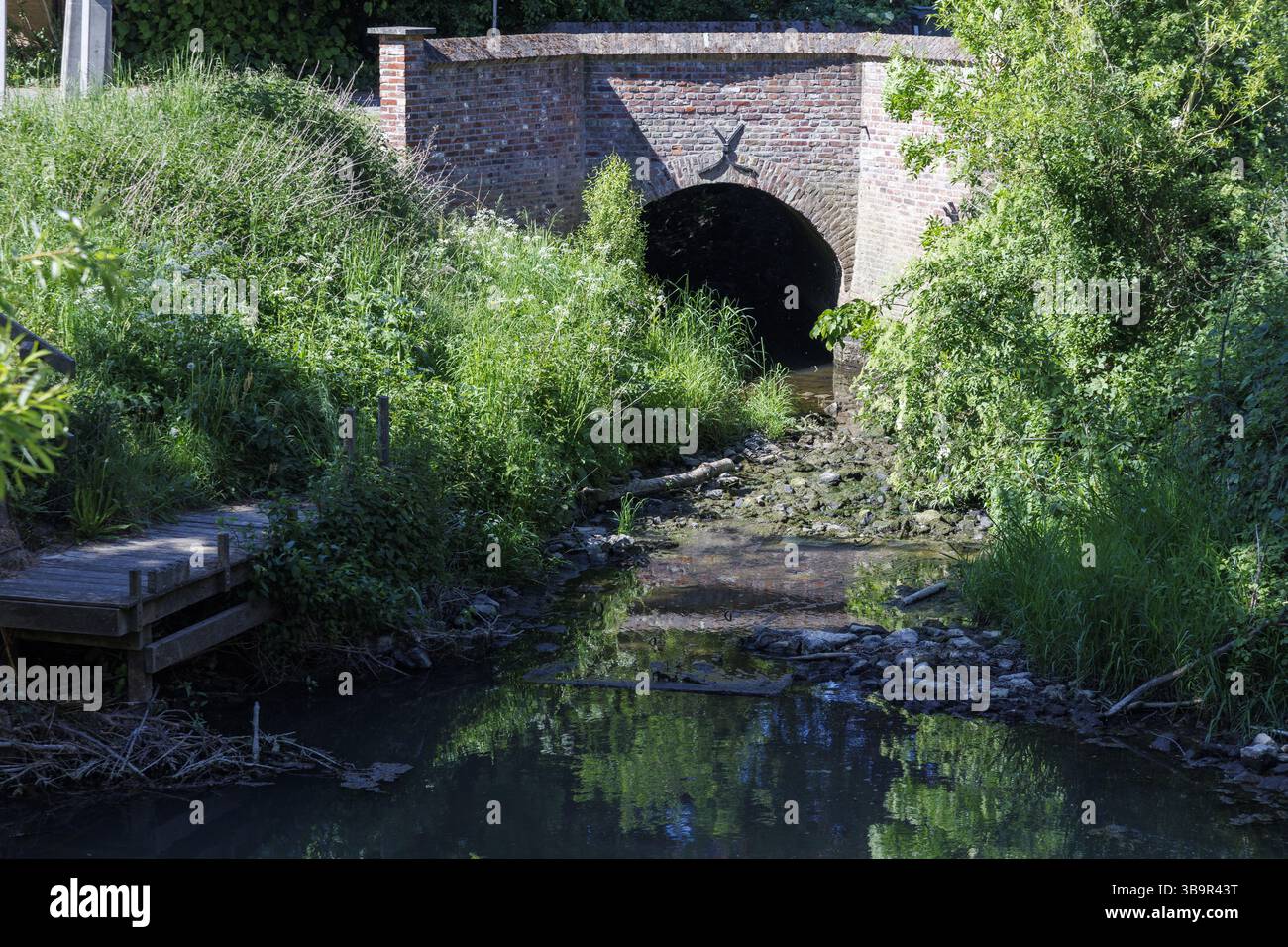 Zwalm, Belgium. 10th May, 2025. The Bostmolen on the Zwalm tributary ...