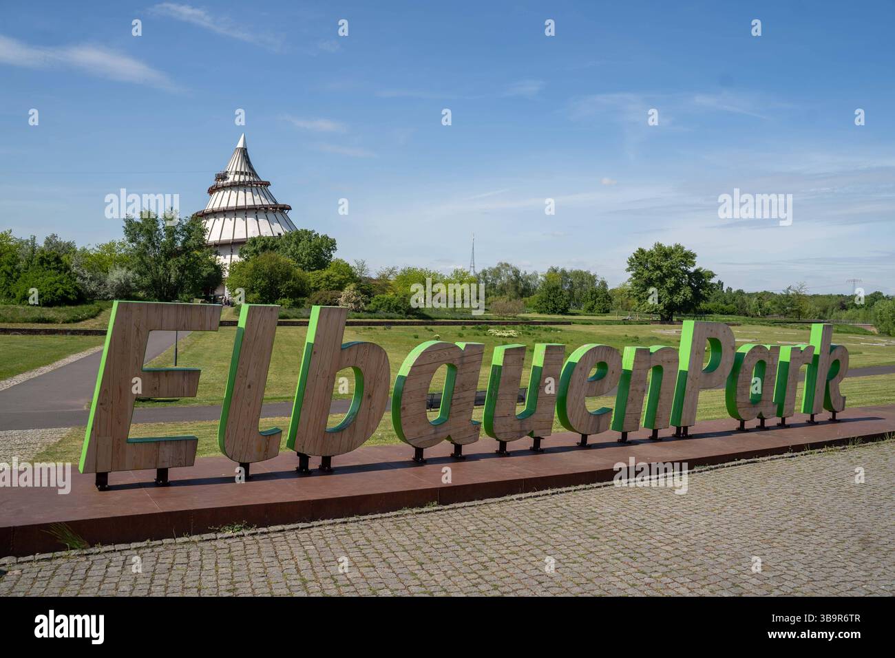 Themenbild - Freizeitpark Elbauenpark Magdeburg, 10.05.2025 Themenbild ...