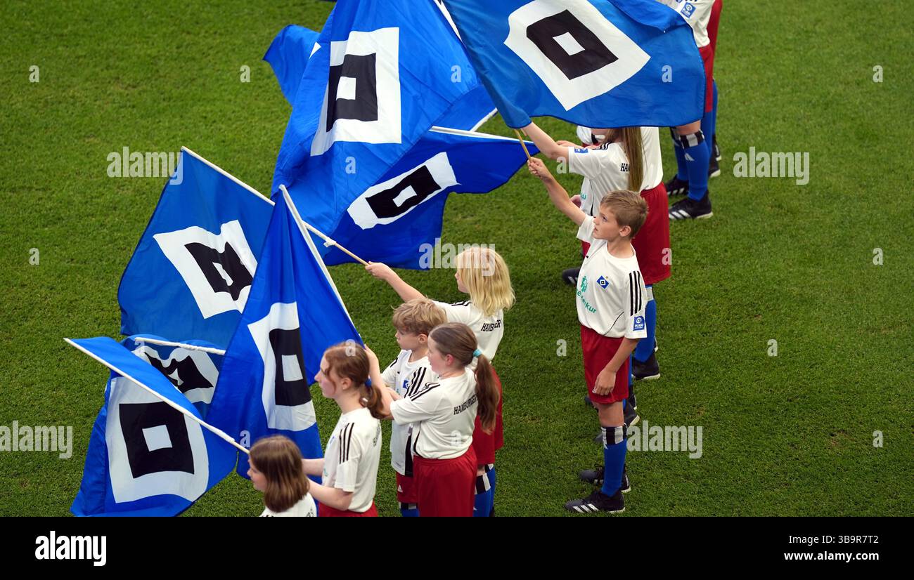 Hamburg, Germany. 10th May, 2025. Soccer: Bundesliga 2, Hamburger SV ...