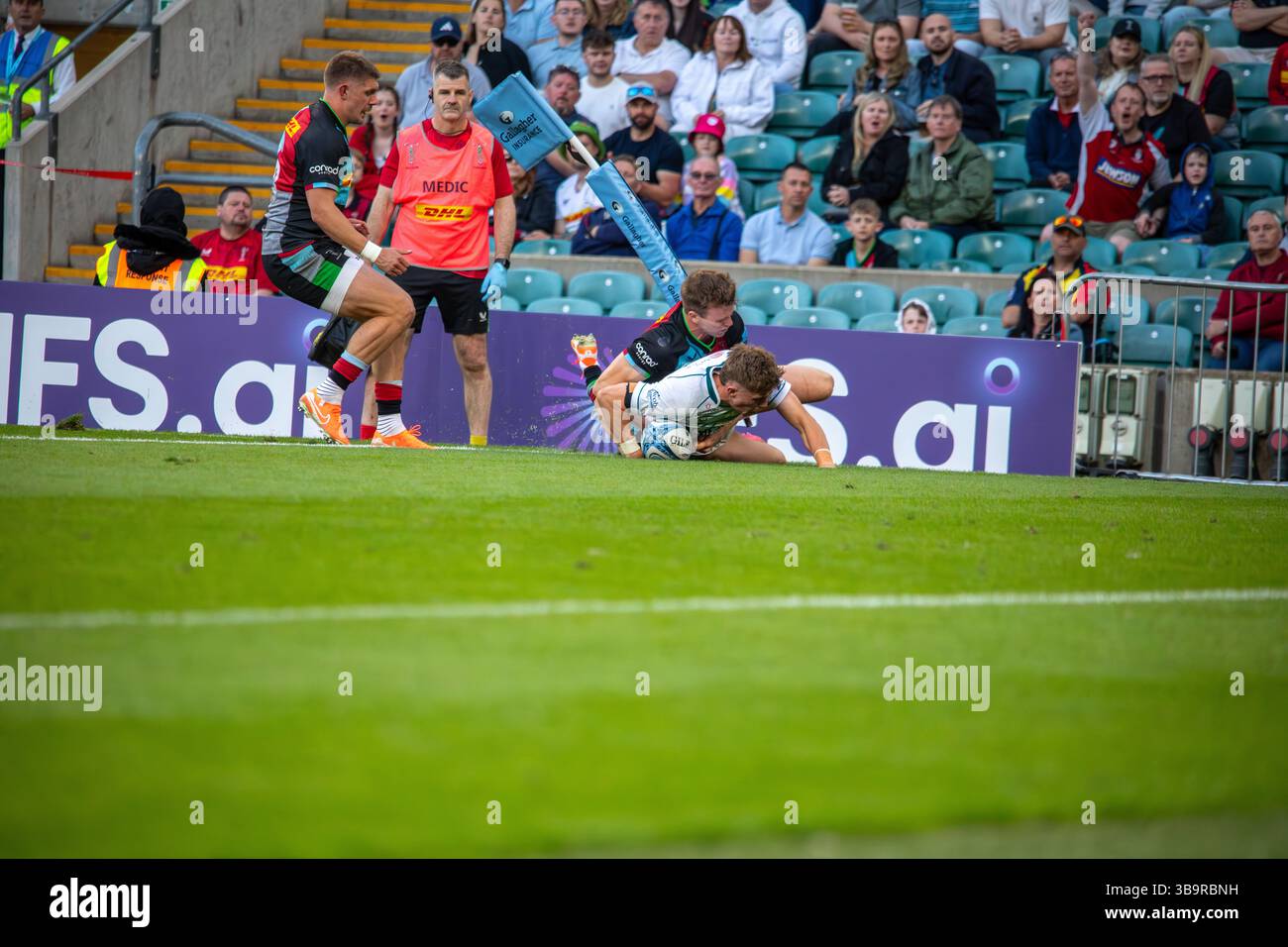 London, UK, 10th May 2025 Gloucester player Jack Cotgreave scores ...